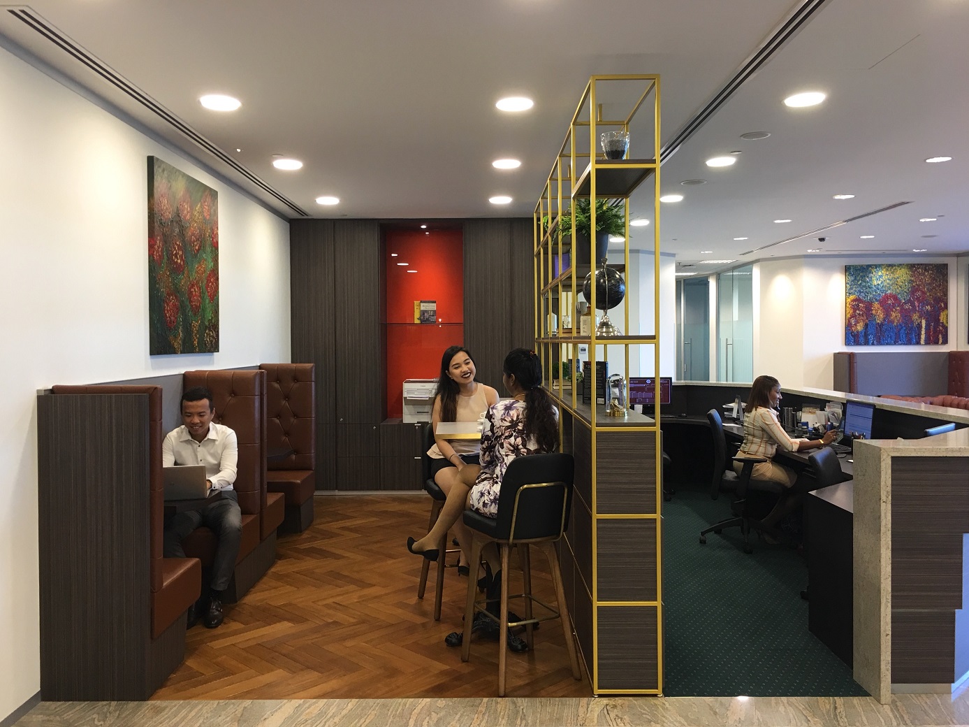 Servcorp at The Metropolis Tower 2 in Singapore